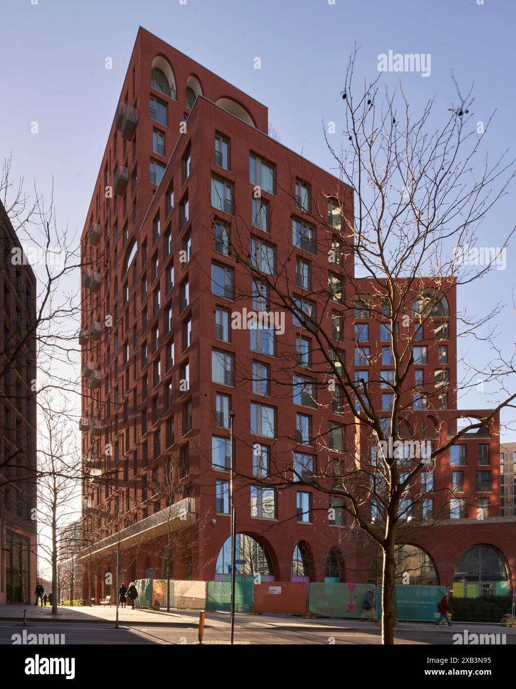 Building facades and Tapper Walk. Cadence - King's Cross, London ...