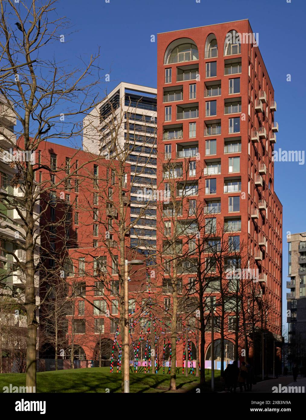 View from south towards building with Lewis Cubitt Park. Cadence - King ...