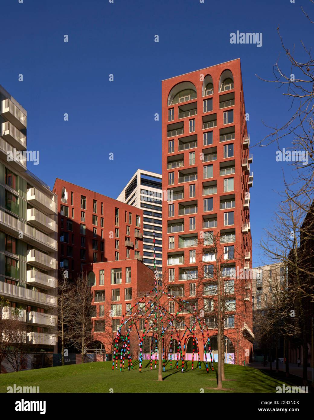 View from south towards building with Lewis Cubitt Park. Cadence - King ...