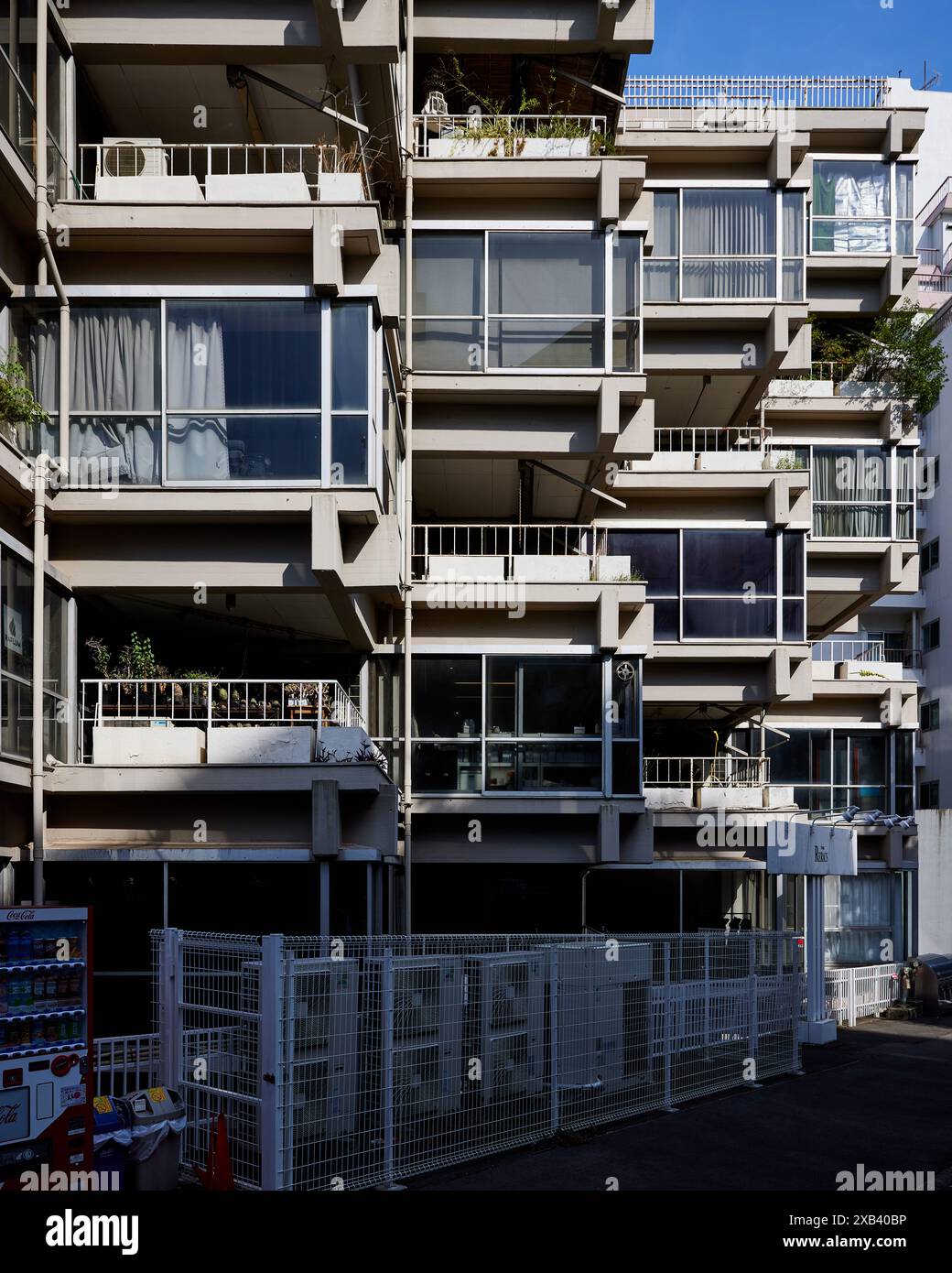 Villa Bianca (ビラ・ビアンカ), designed by Hotta Eiji, 1964; Tokyo, Japan ...