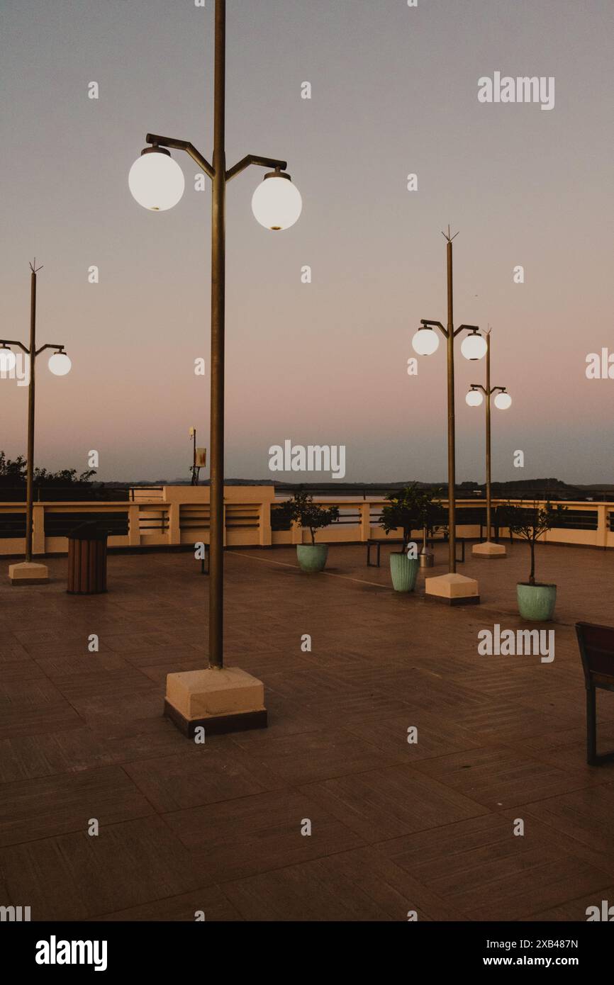 Rooftop patio with seating area hi-res stock photography and images - Alamy