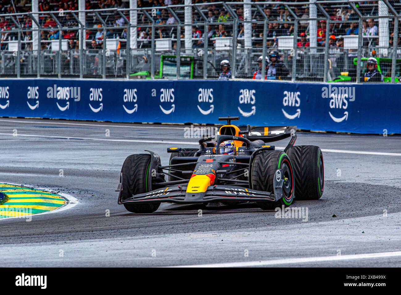 Max Verstappen (NED) - Oracle Red Bull Racing - Red Bull RB20 - Honda ...