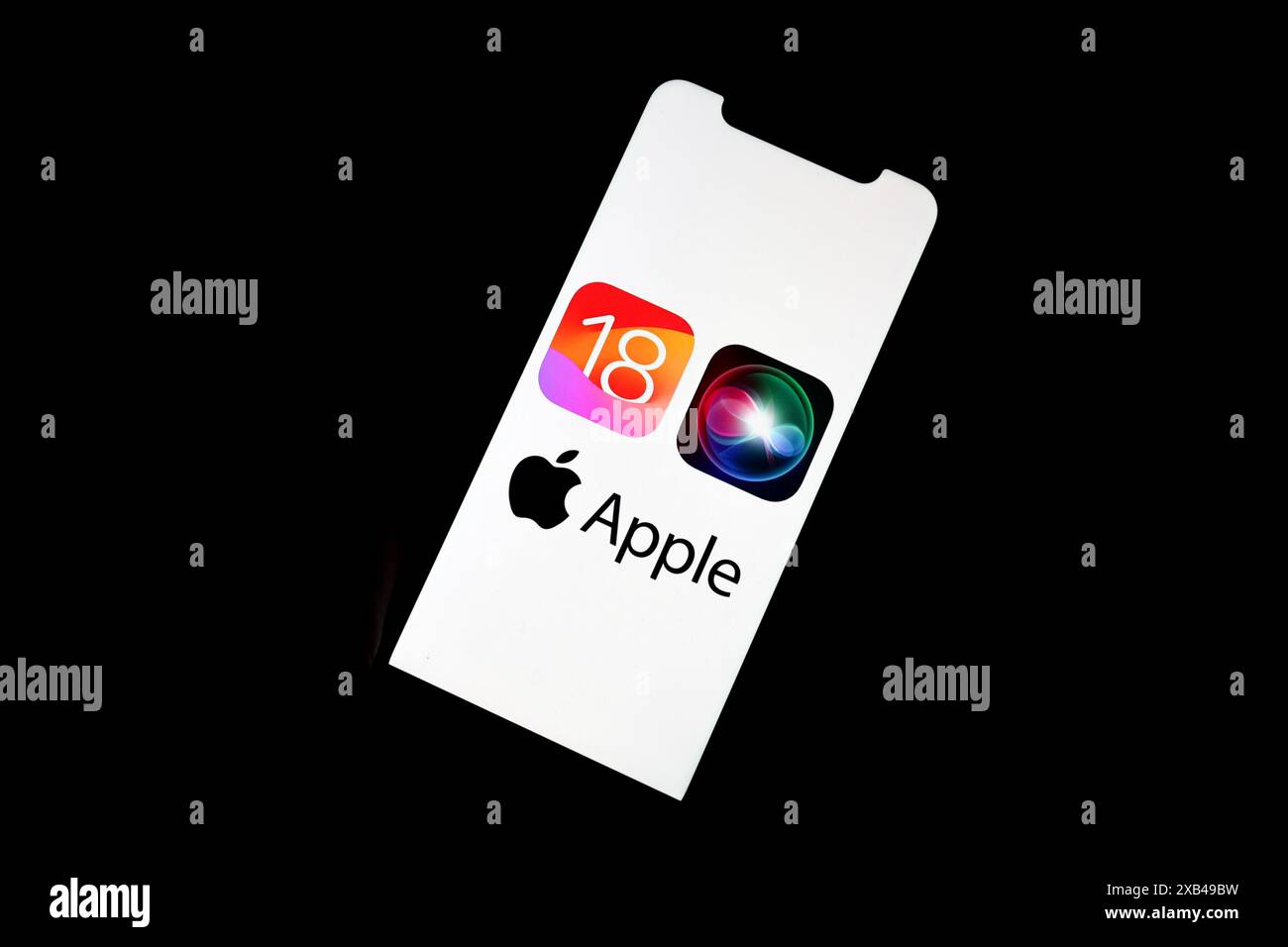 Siri iphone logo hi-res stock photography and images - Alamy