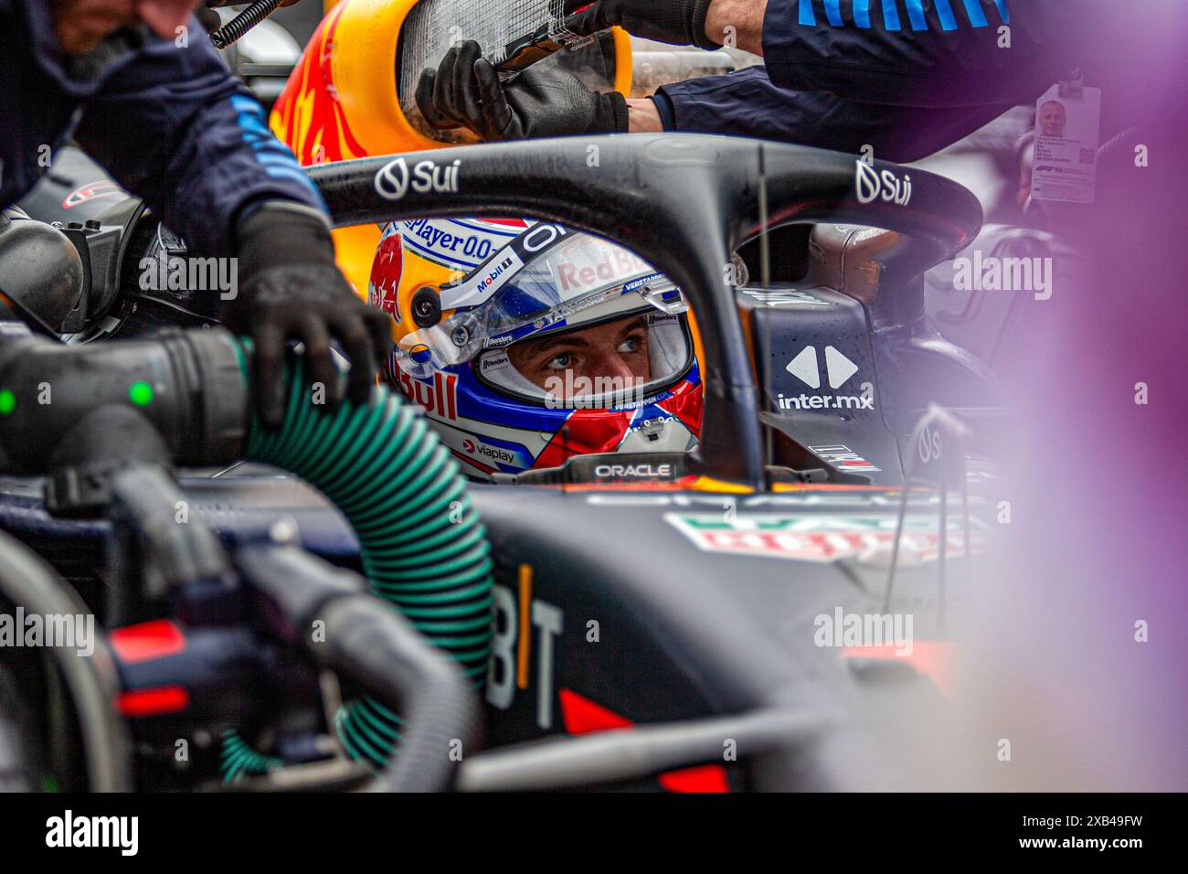 Max Verstappen (NED) - Oracle Red Bull Racing - Red Bull RB20 - Honda ...