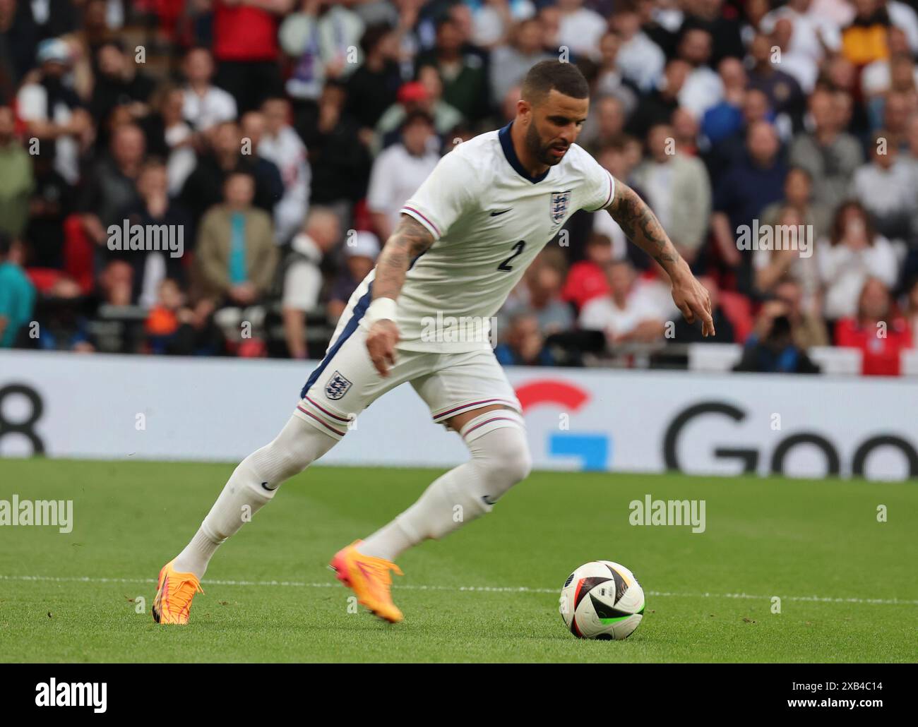 LONDON, ENGLAND - JUNE 07: Kyle Walker(Manchester City)of England in ...