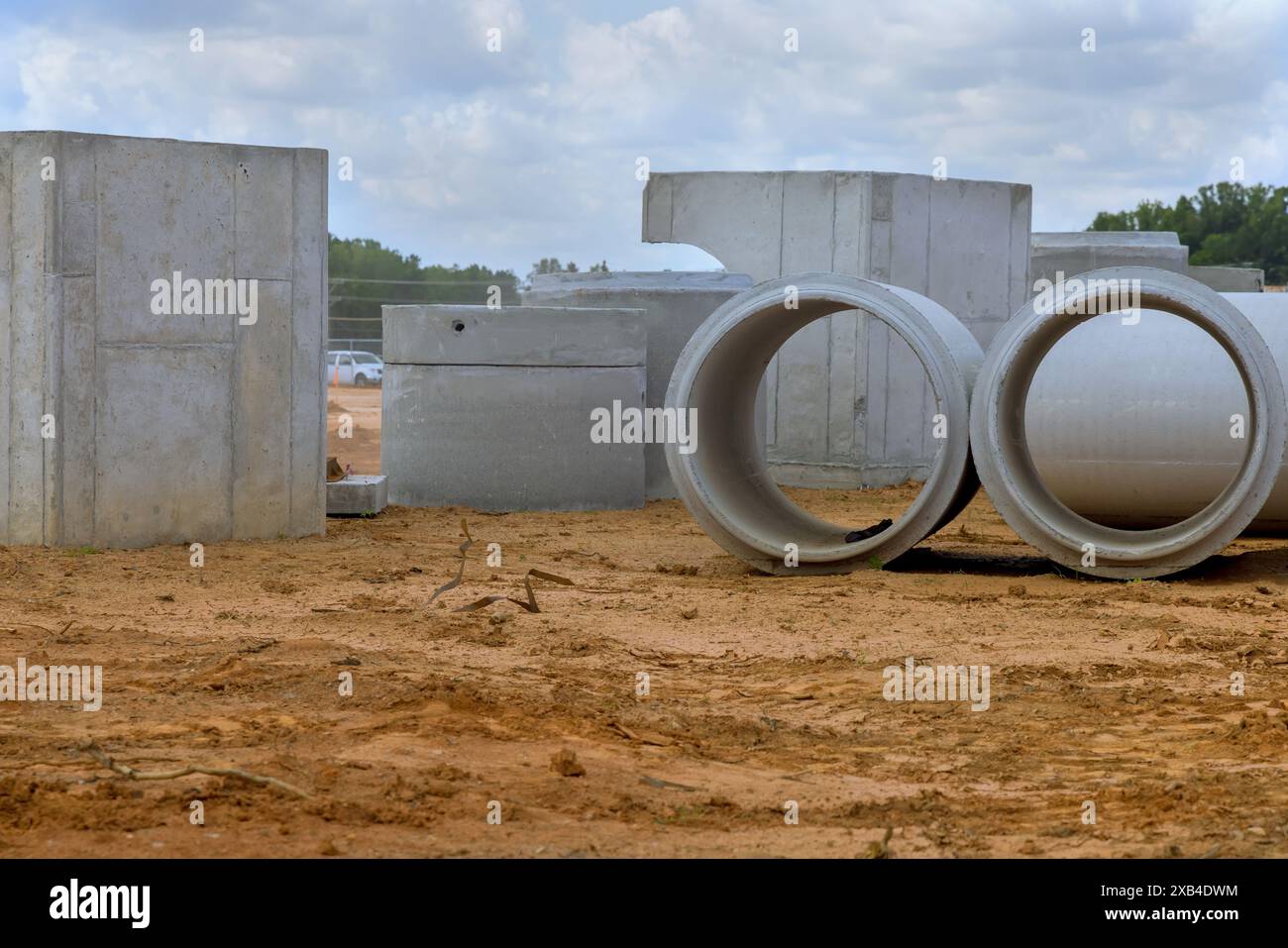 Stacking of concrete drainage wells for discharge of water in ...