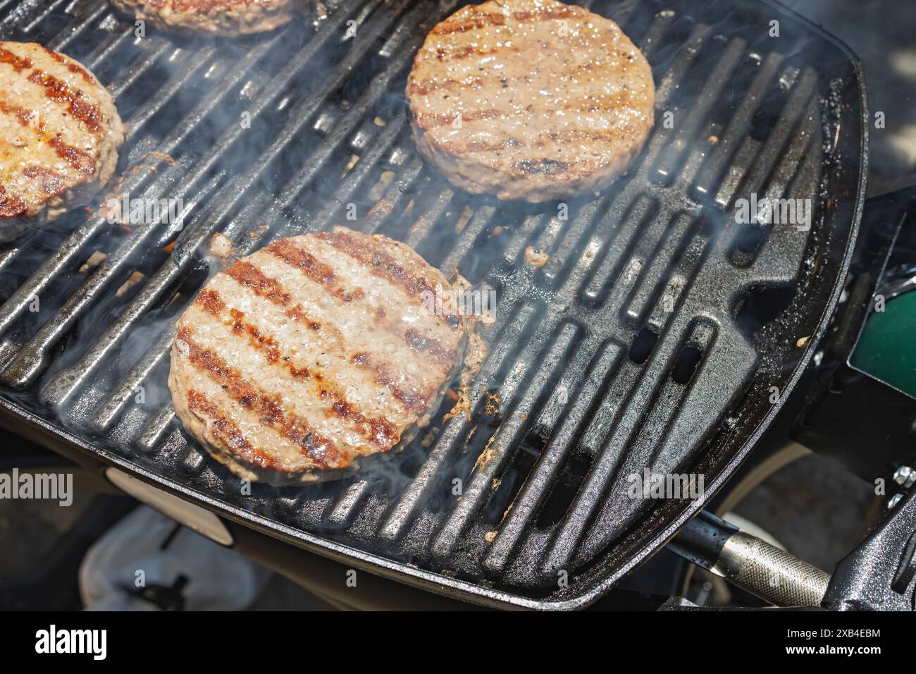 Close up juicy burger patties hi-res stock photography and images - Alamy