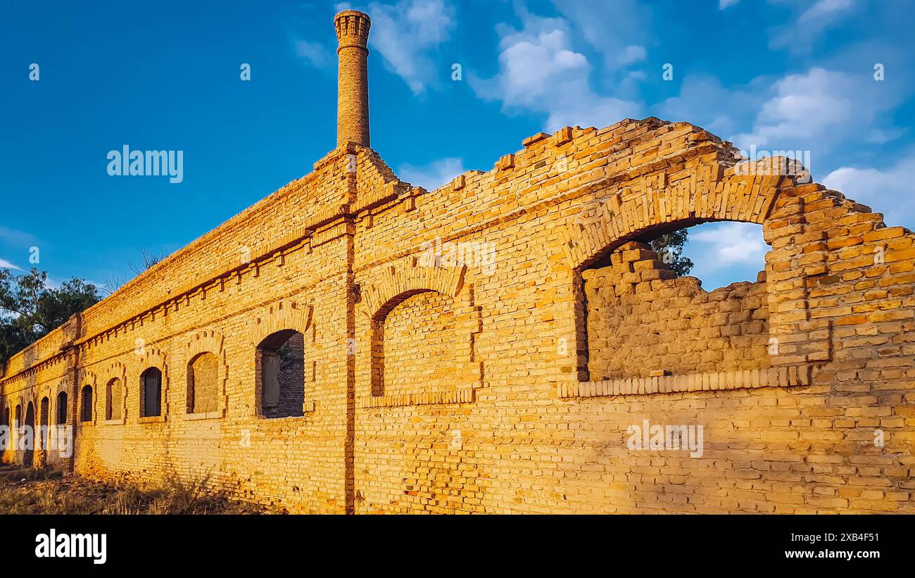 Destroyed wine cellar hi-res stock photography and images - Alamy