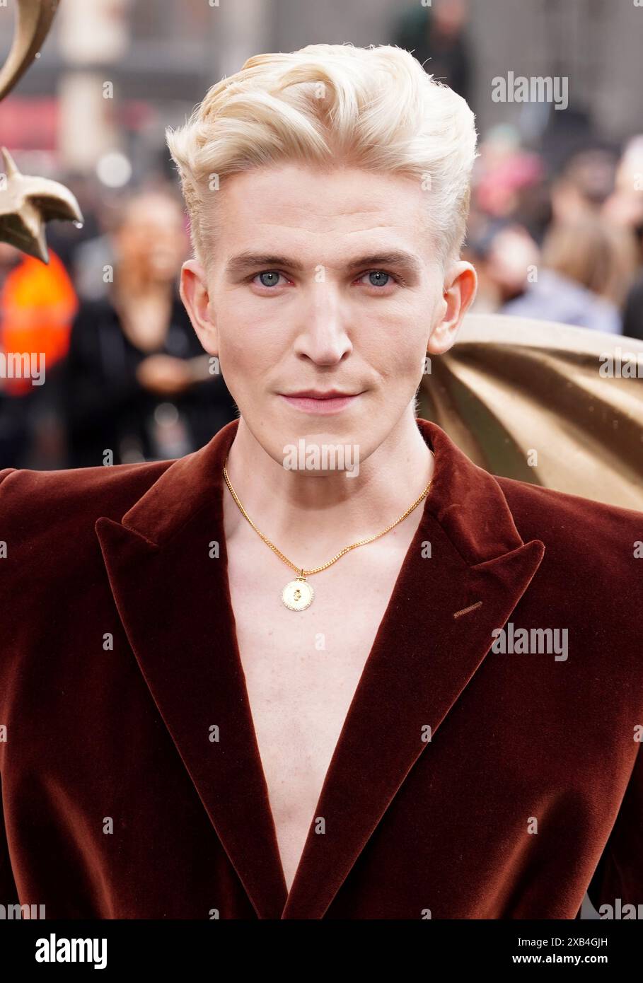 Ewan mitchell hi-res stock photography and images - Alamy