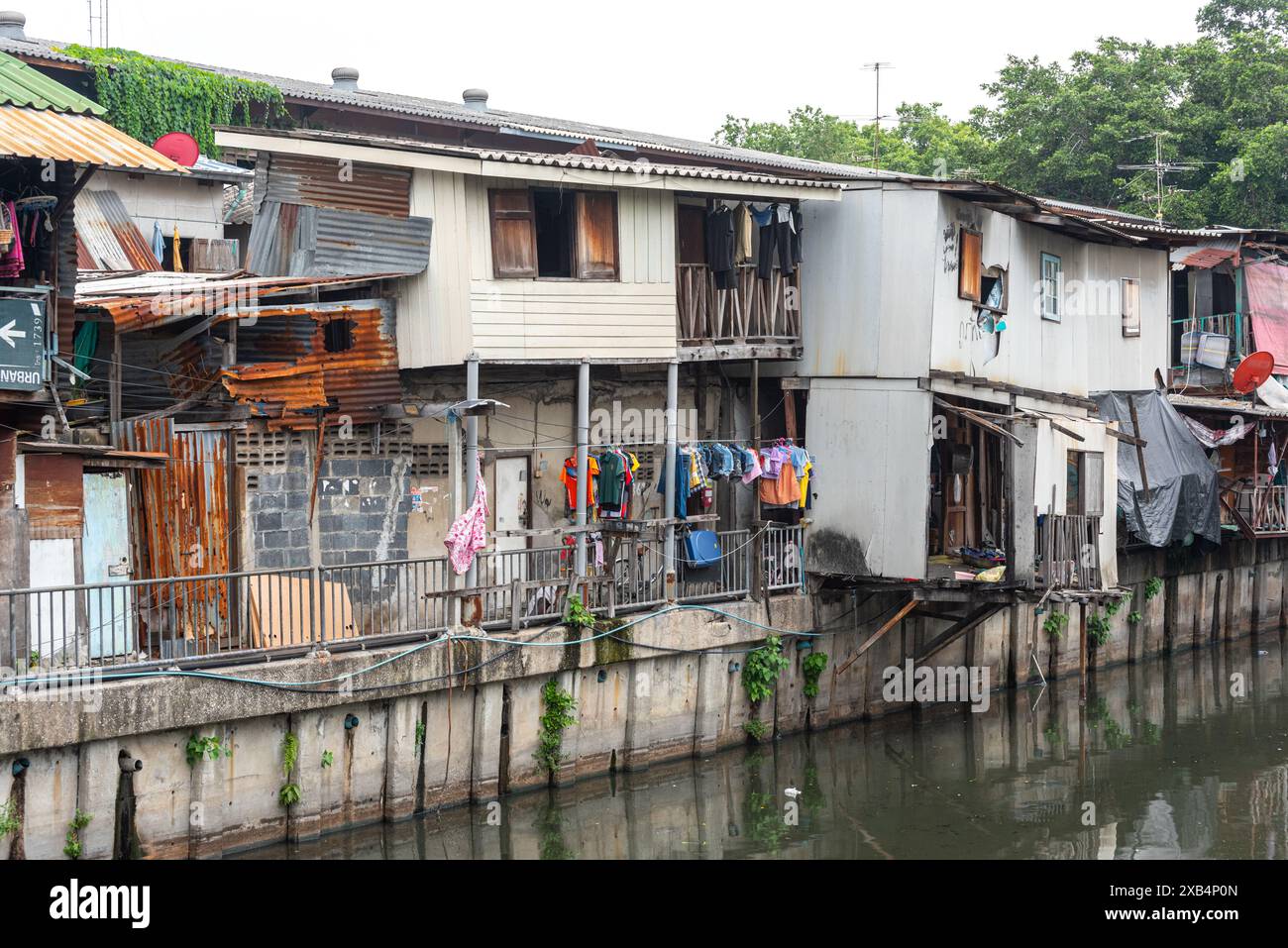 Bangkok, Thailand - March 28, 2024: slums along Khlong Toei (canal ...