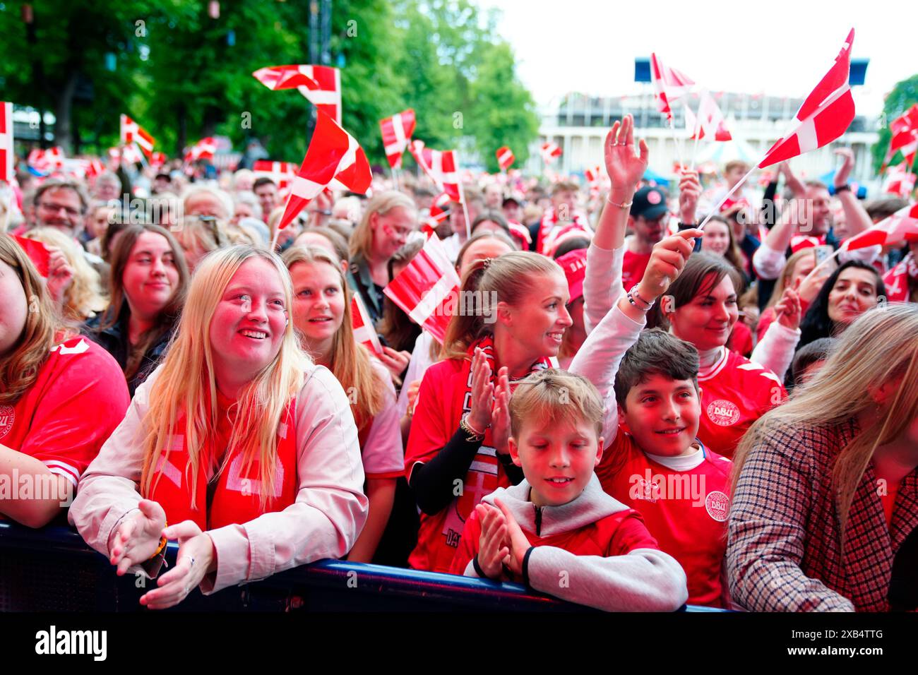 Copenhagen, Denmark. 10th June, 2024. Danish fans waits to bid farewell ...
