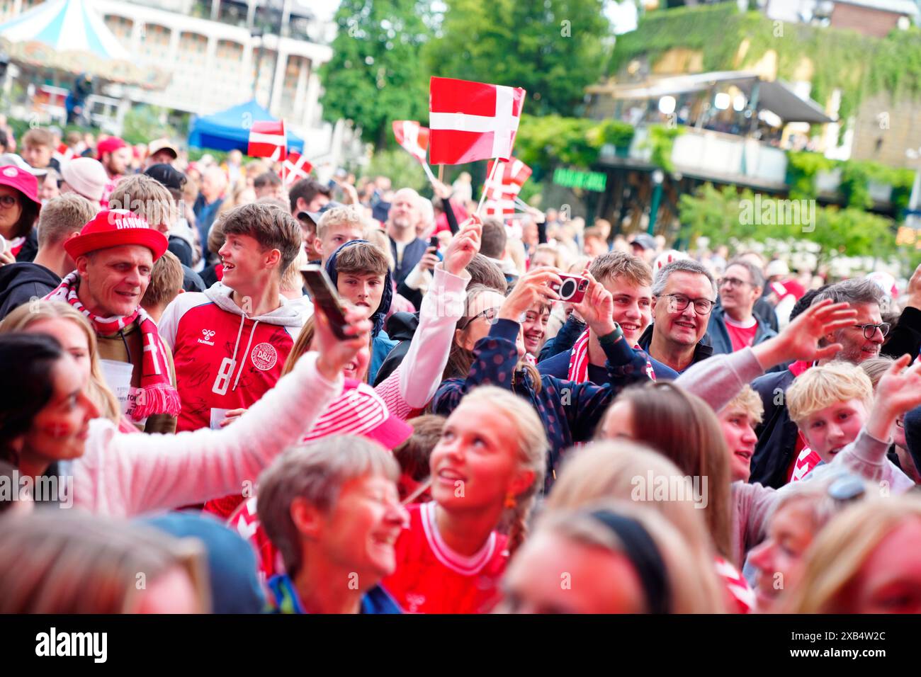 Copenhagen, Denmark. 10th June, 2024. Danish fans waits to bid farewell ...