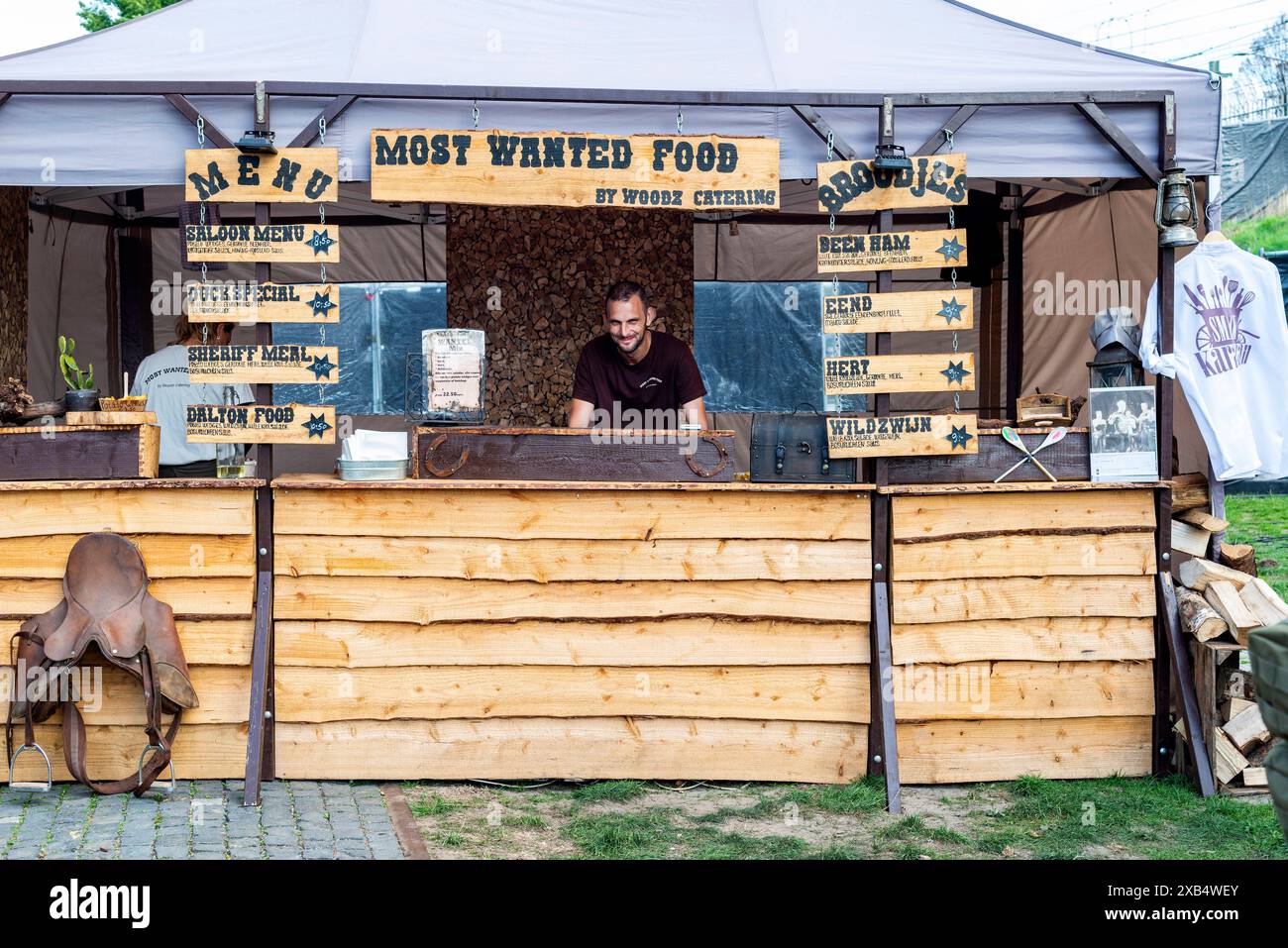 Annual food truck hi-res stock photography and images - Alamy