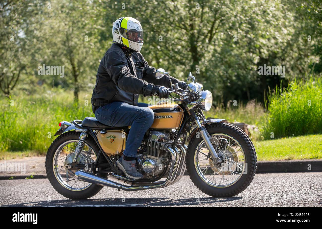 Stony Stratford,UK - June 2nd 2024: 1974 gold colored Honda CB750 ...