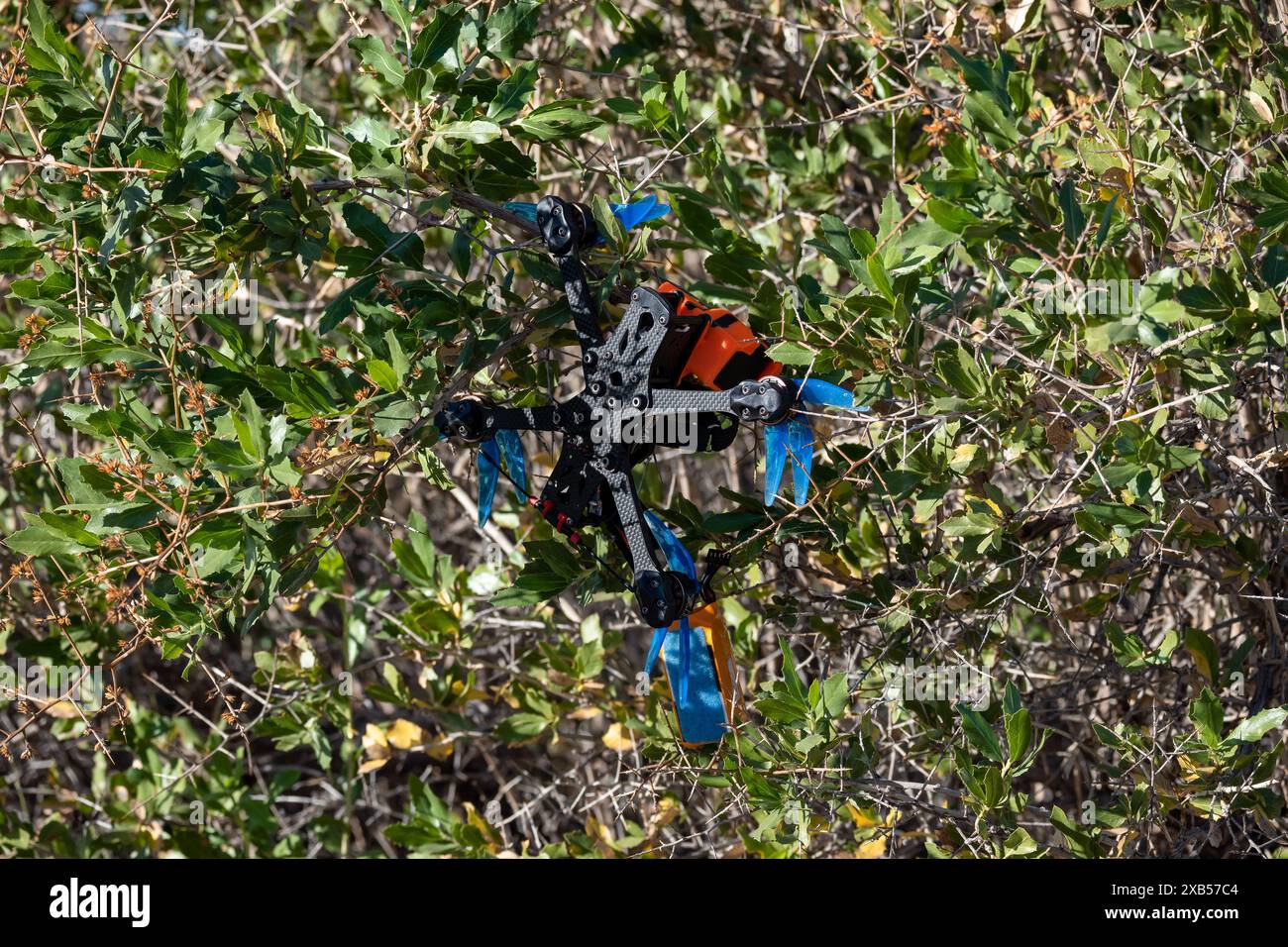 Drone FPV quadcopter accident scene, DRONE Quadrocopter crashed on tree ...