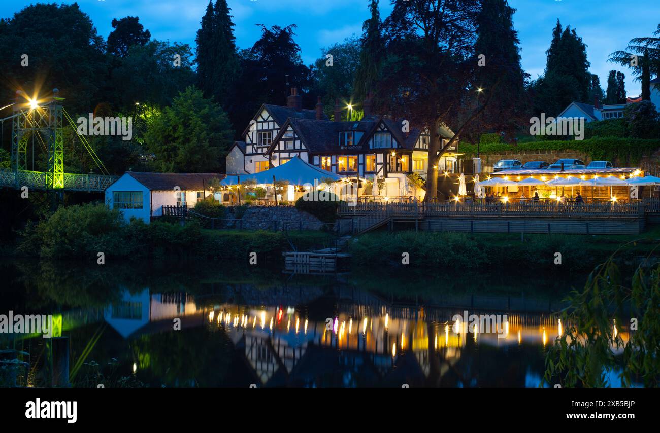 The Boathouse Restaurant, Porthill, Shrewsbury, Shropshire, on the ...