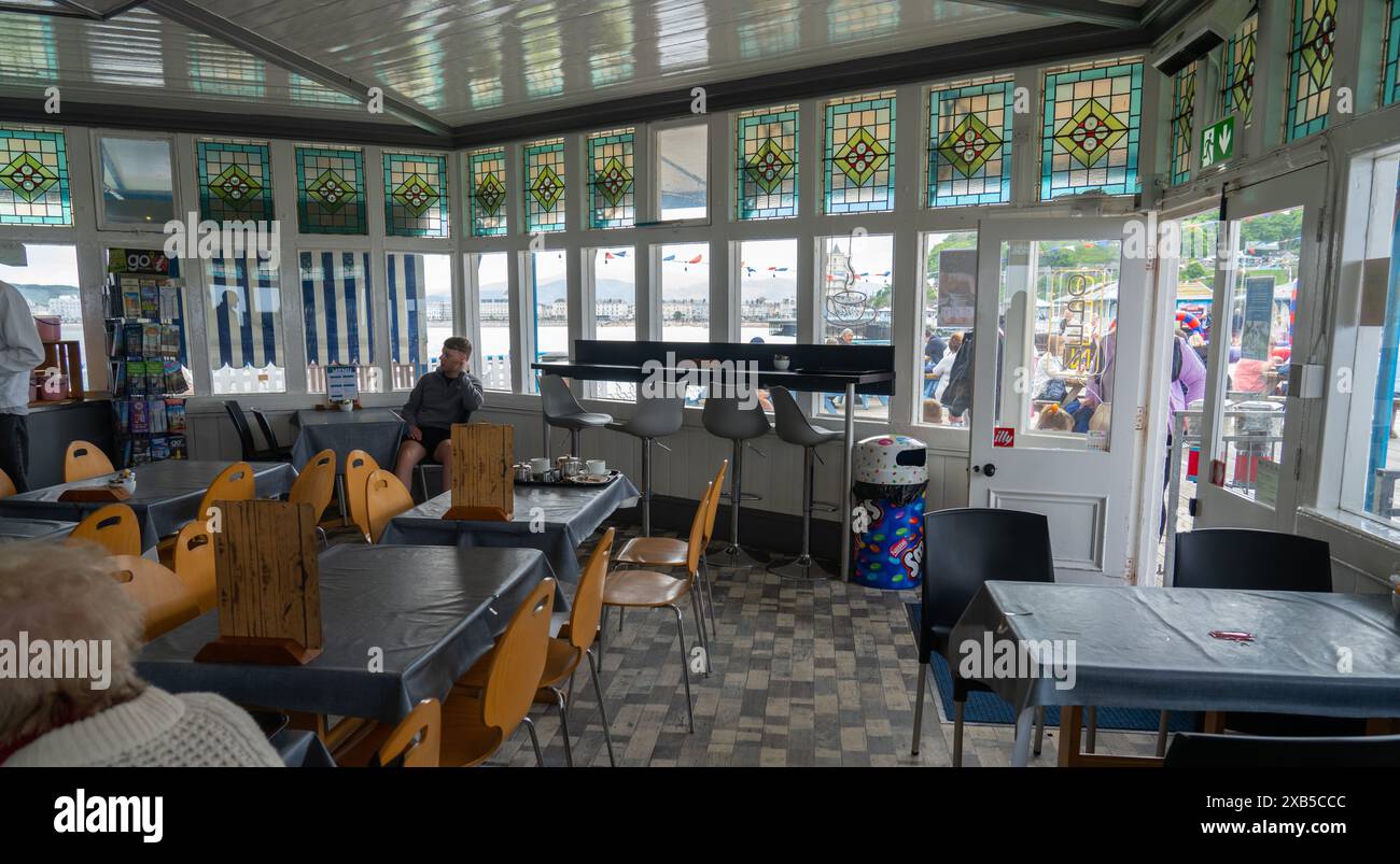 Llandudno Pier Cafe, North Wales, with the Promenade in the distance ...