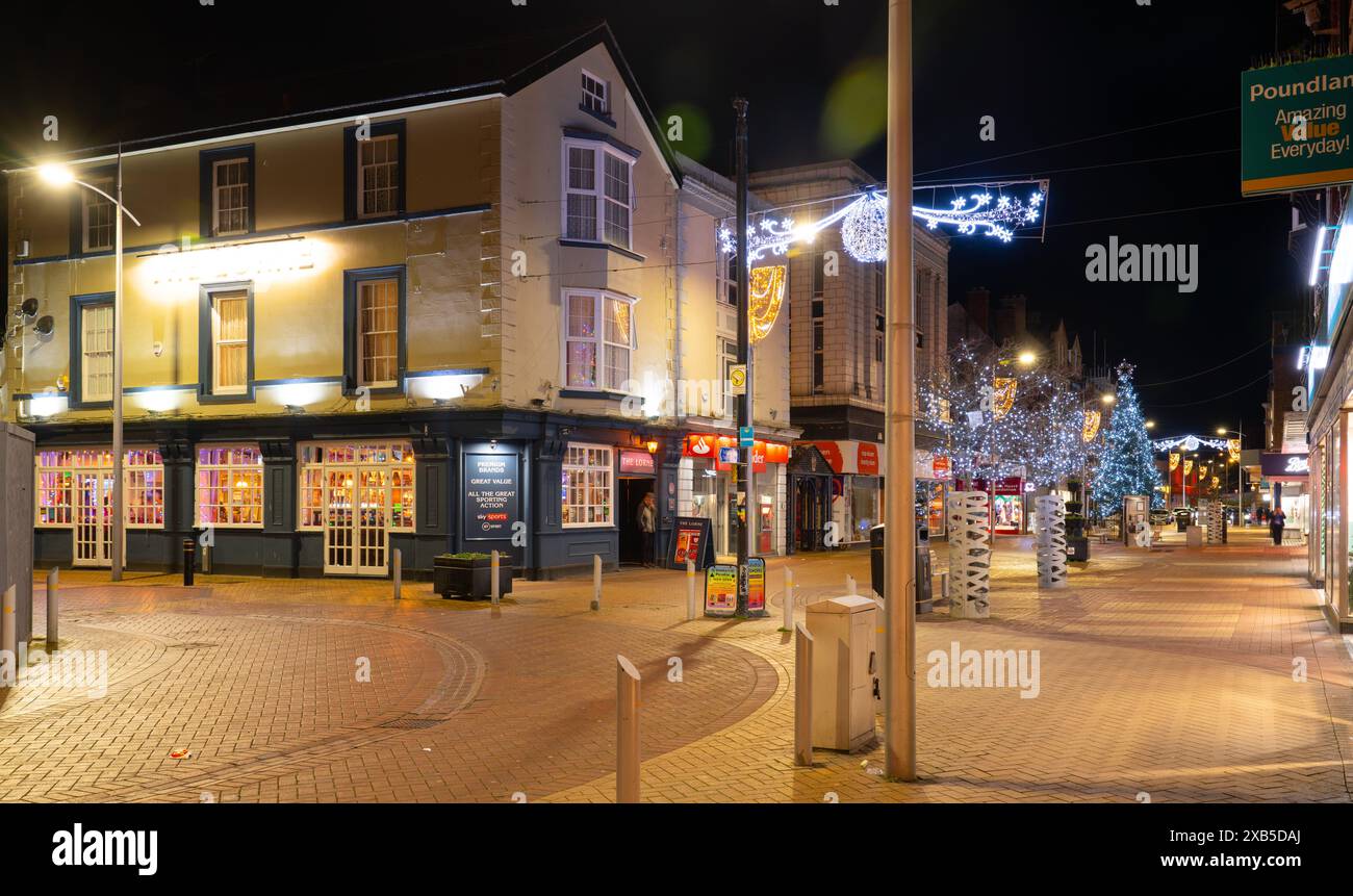Lorne pub hi-res stock photography and images - Alamy