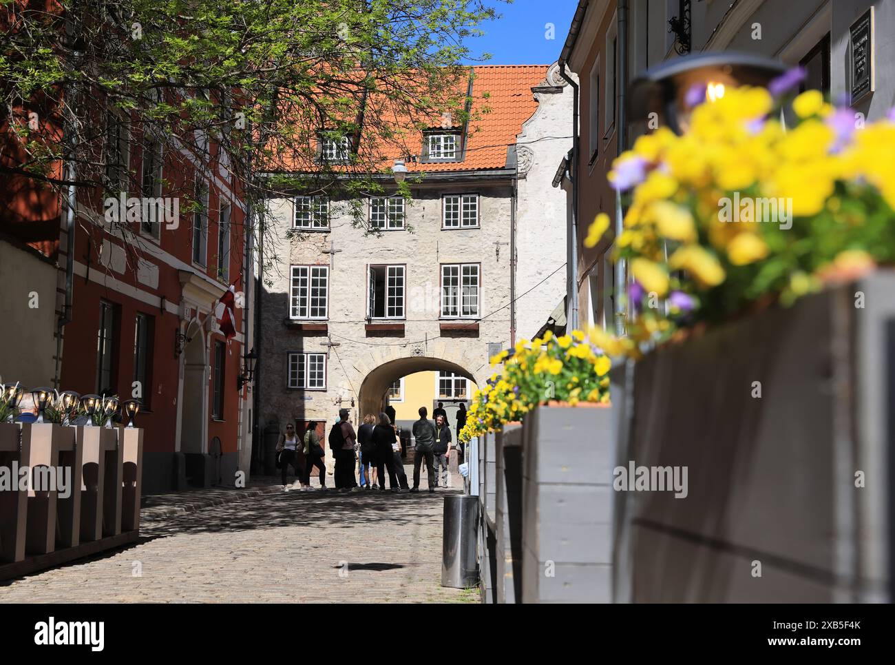 Swedish Gate, part of the Old Town walls that went around Riga during ...