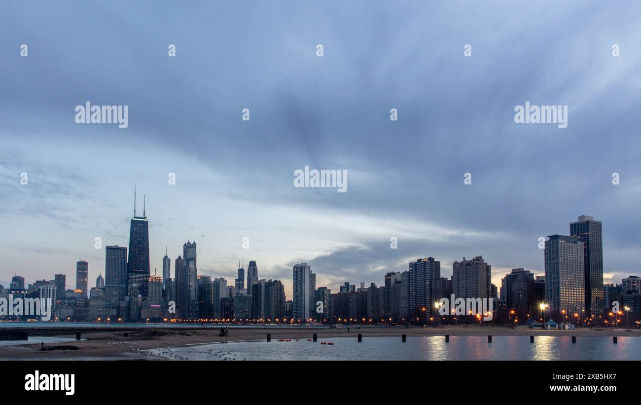 The Chicago Skyline at Sunset Stock Photo - Alamy