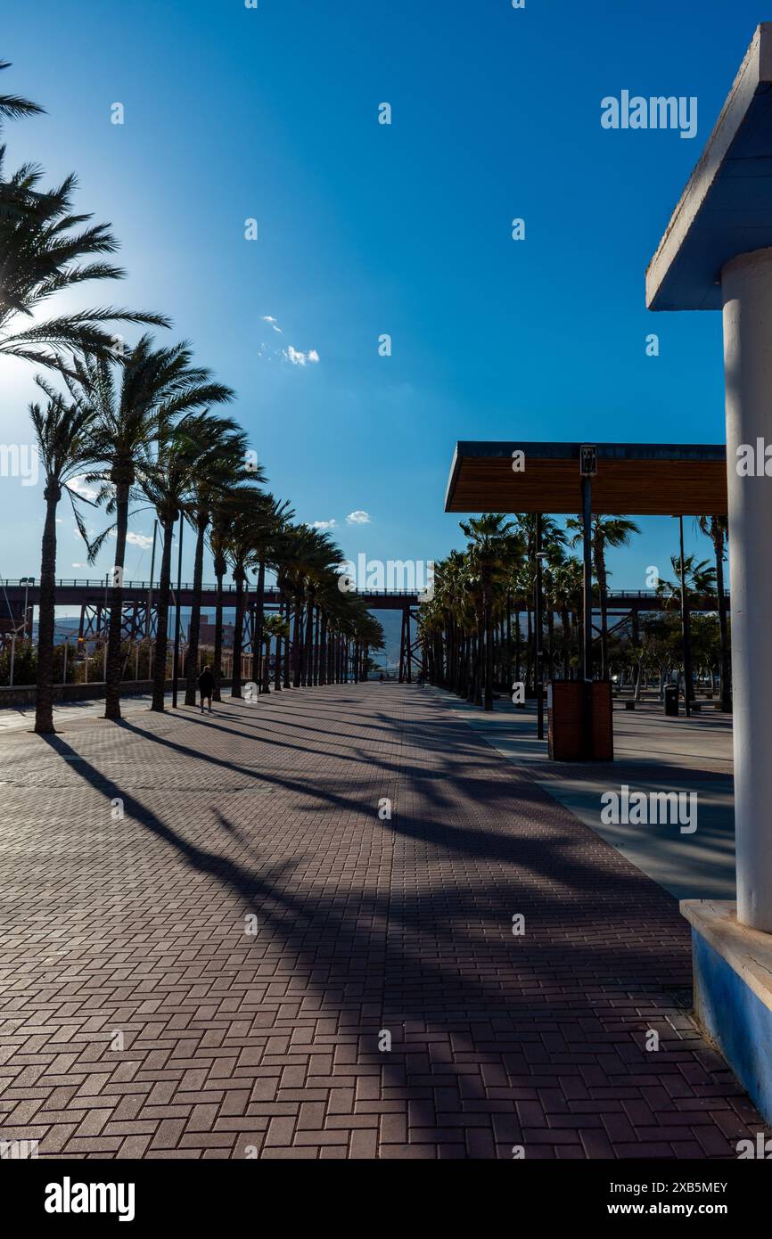 Paseo por mar hi-res stock photography and images - Alamy