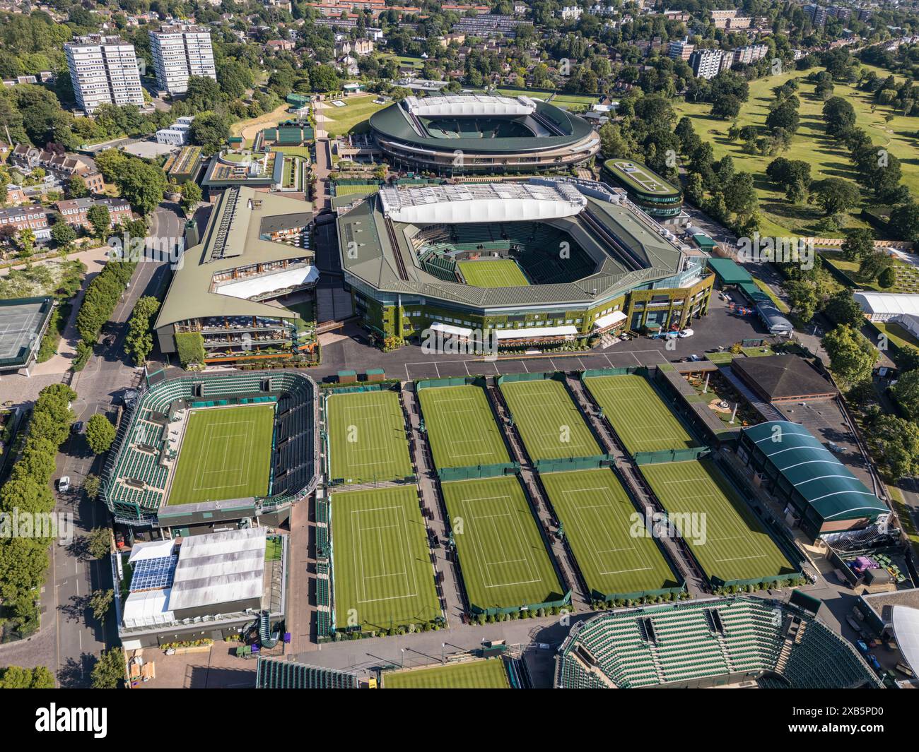 Aerial view of the All England Lawn Tennis Club in Wimbledon, London ...