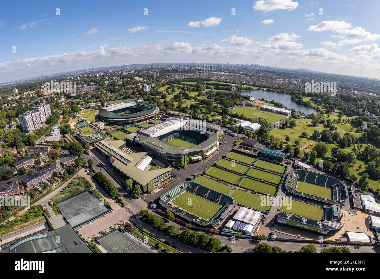 Wimbledon centre court aerial hi-res stock photography and images - Alamy