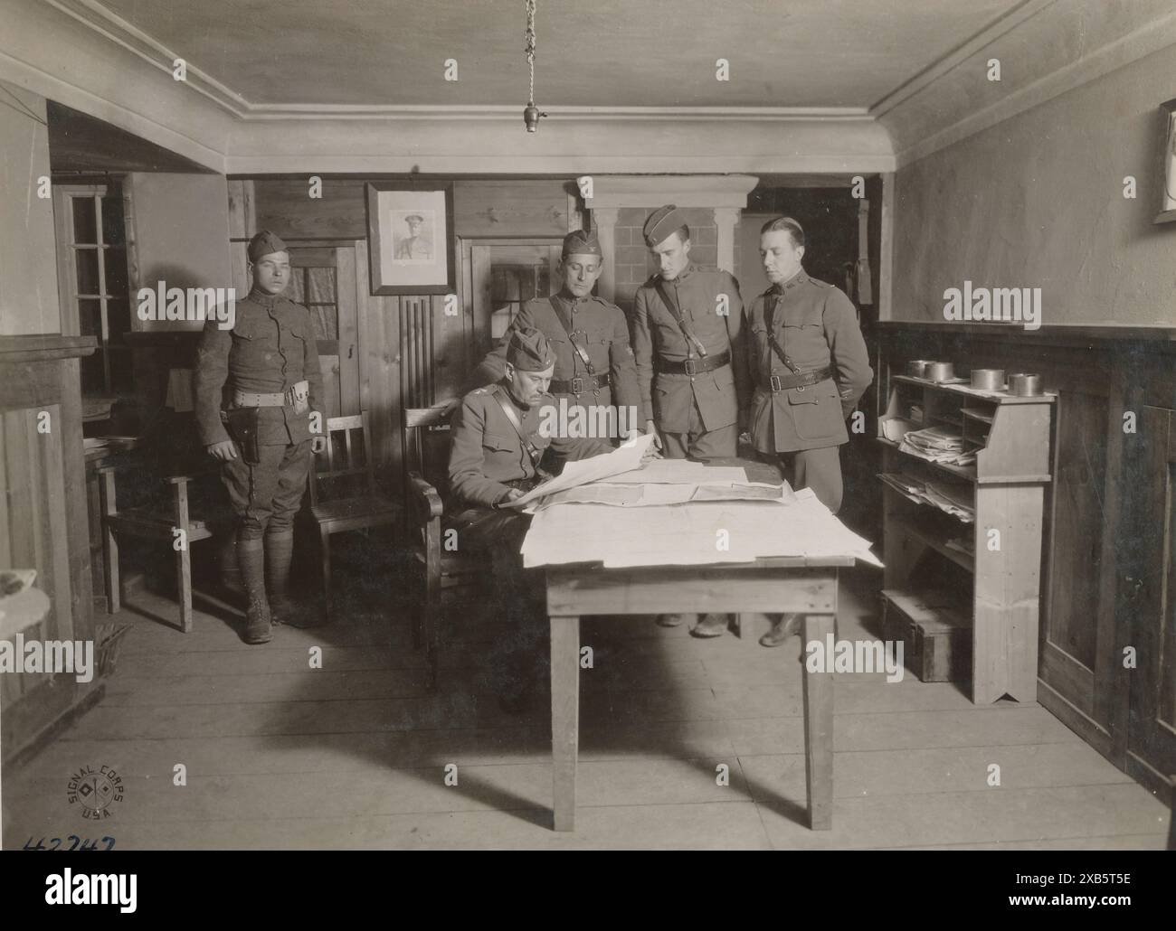 77th division photographs hi-res stock photography and images - Alamy