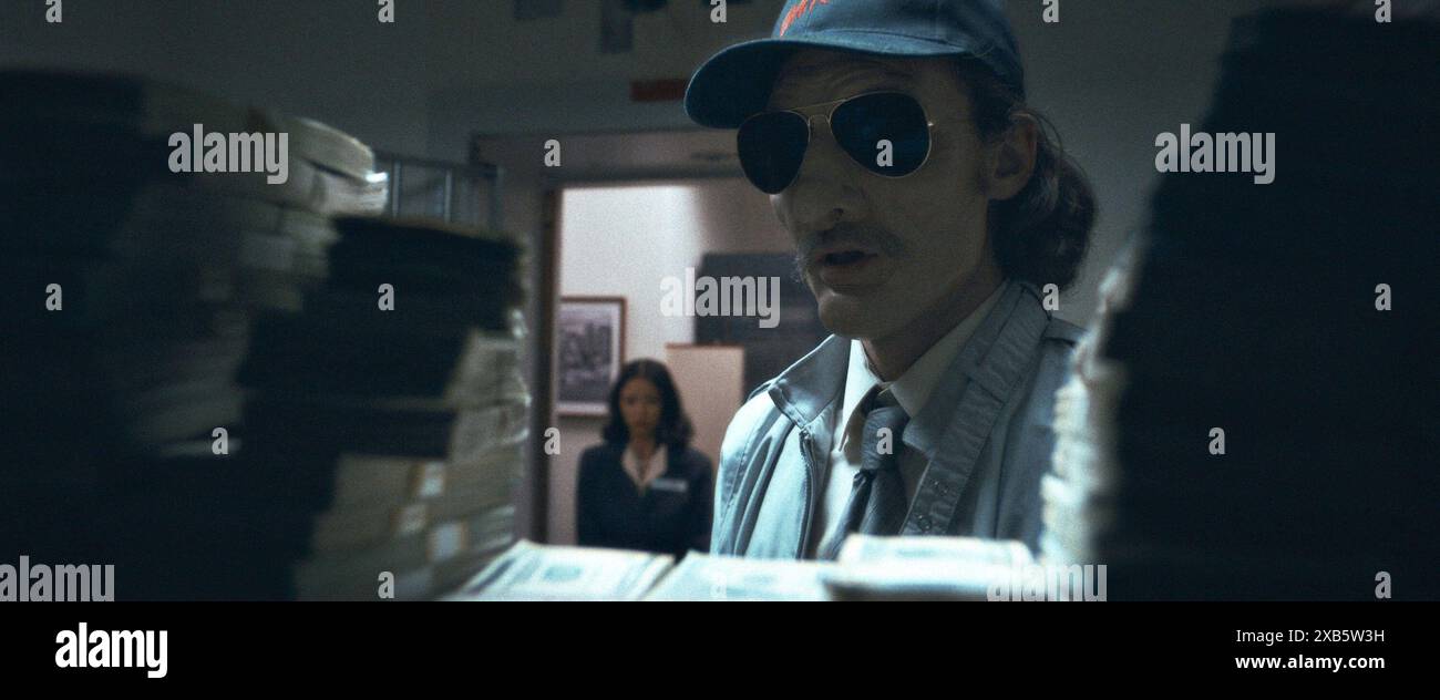 HOW TO ROB A BANK, Jordan Burtchett as Scott Scurlock, 2024. © Netflix ...