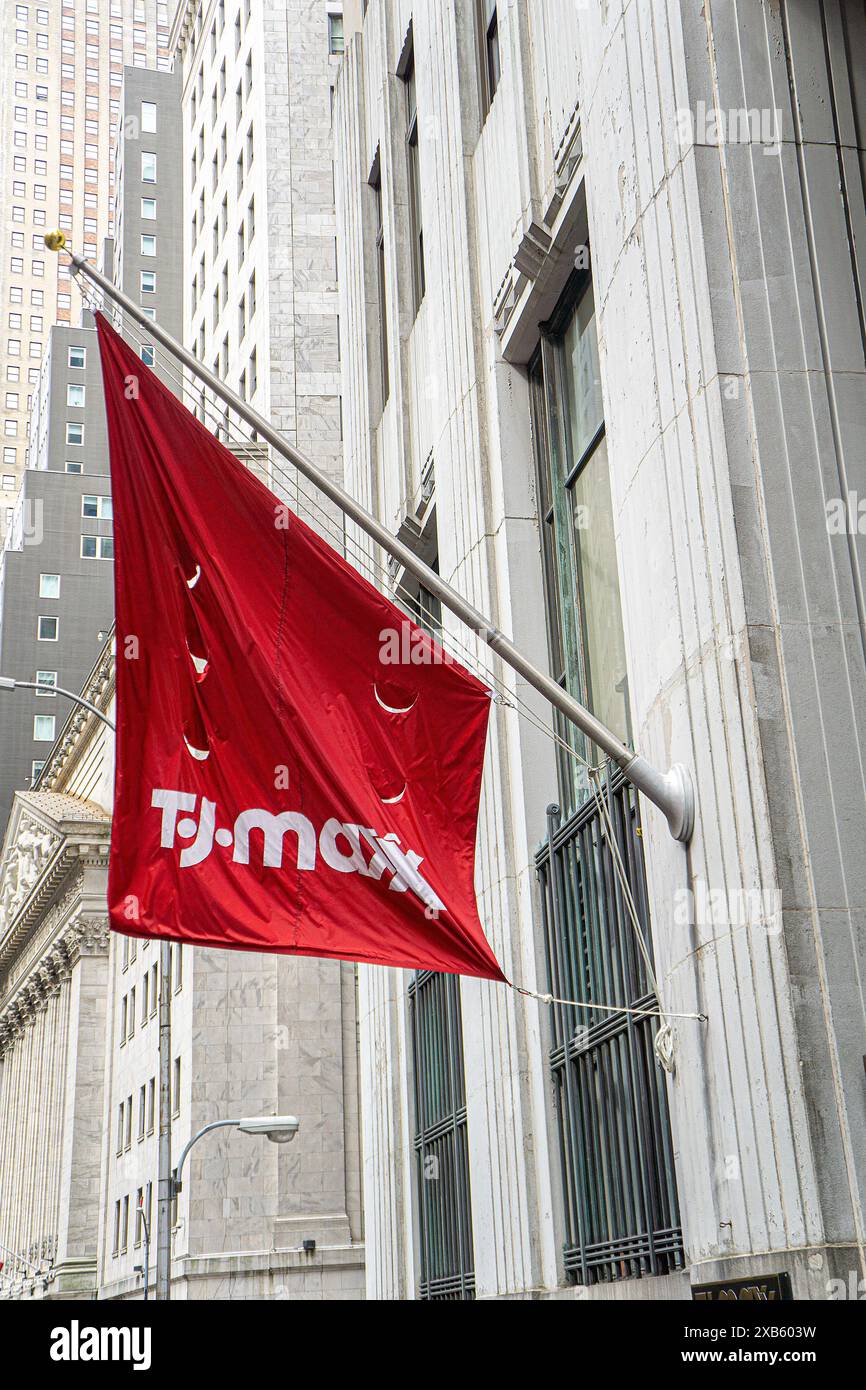 Tj maxx hi-res stock photography and images - Alamy