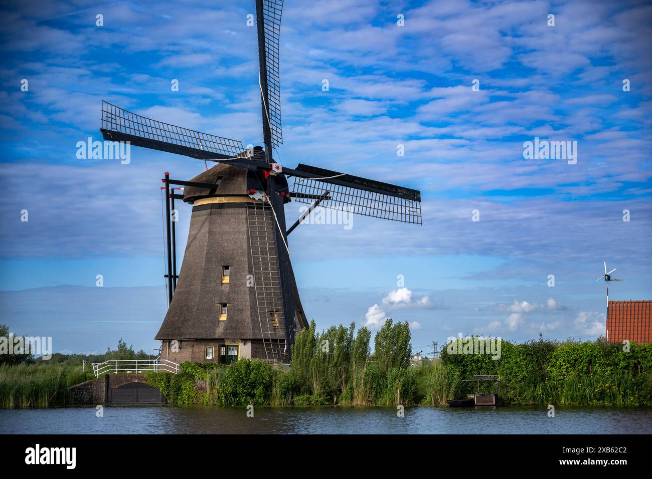 Unesco Werelderfgoed Kinderdijk Molens, Ancient Windmills in Kinderdijk ...
