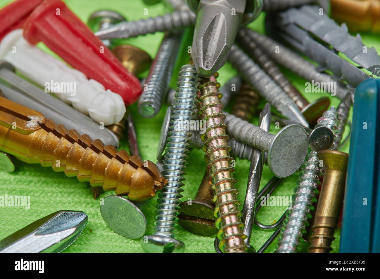 Externally helical threaded fastener hi-res stock photography and ...