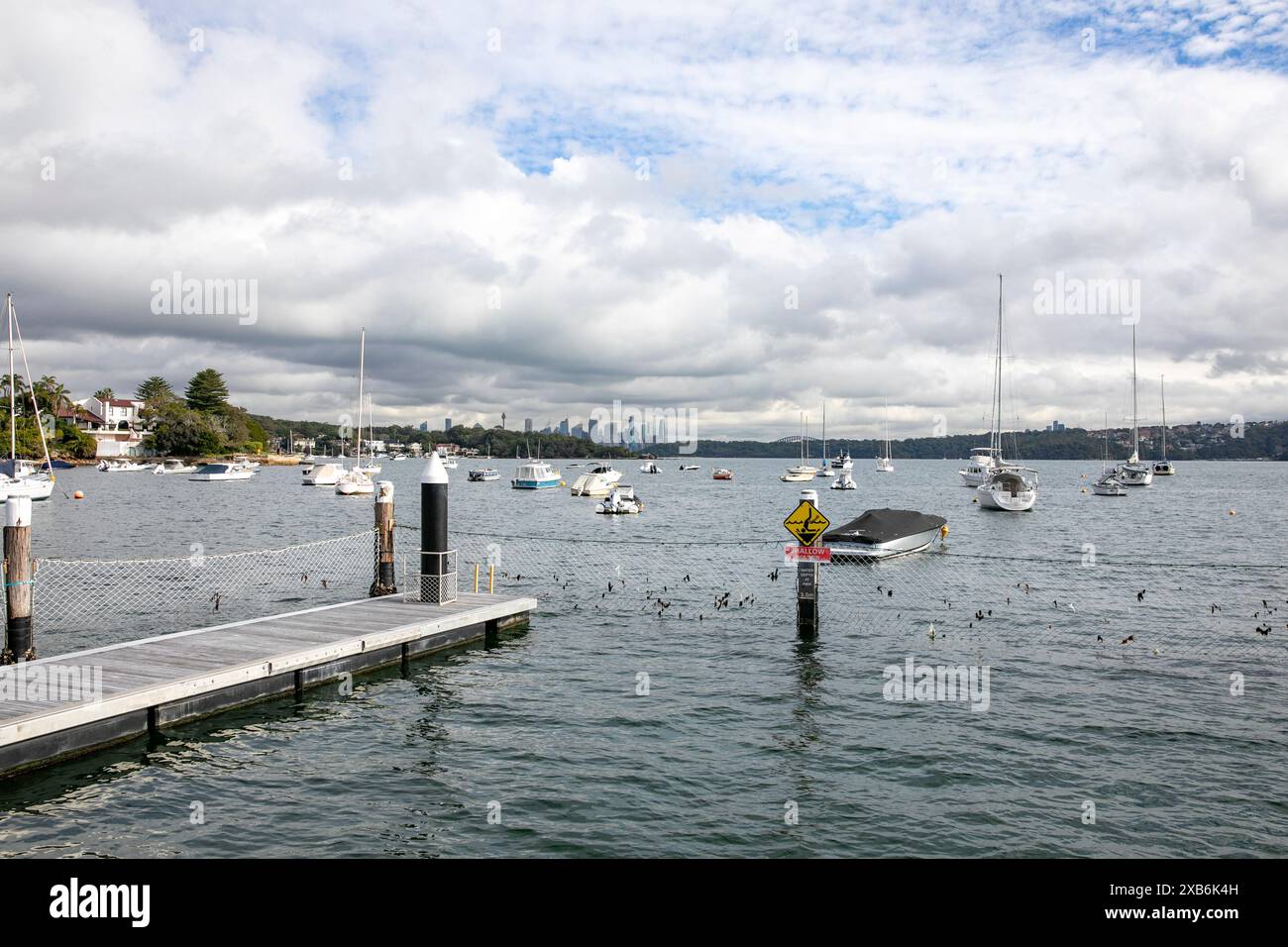 Watsons Bay suburb of Sydney, with Watsons Bay baths swimming area on ...