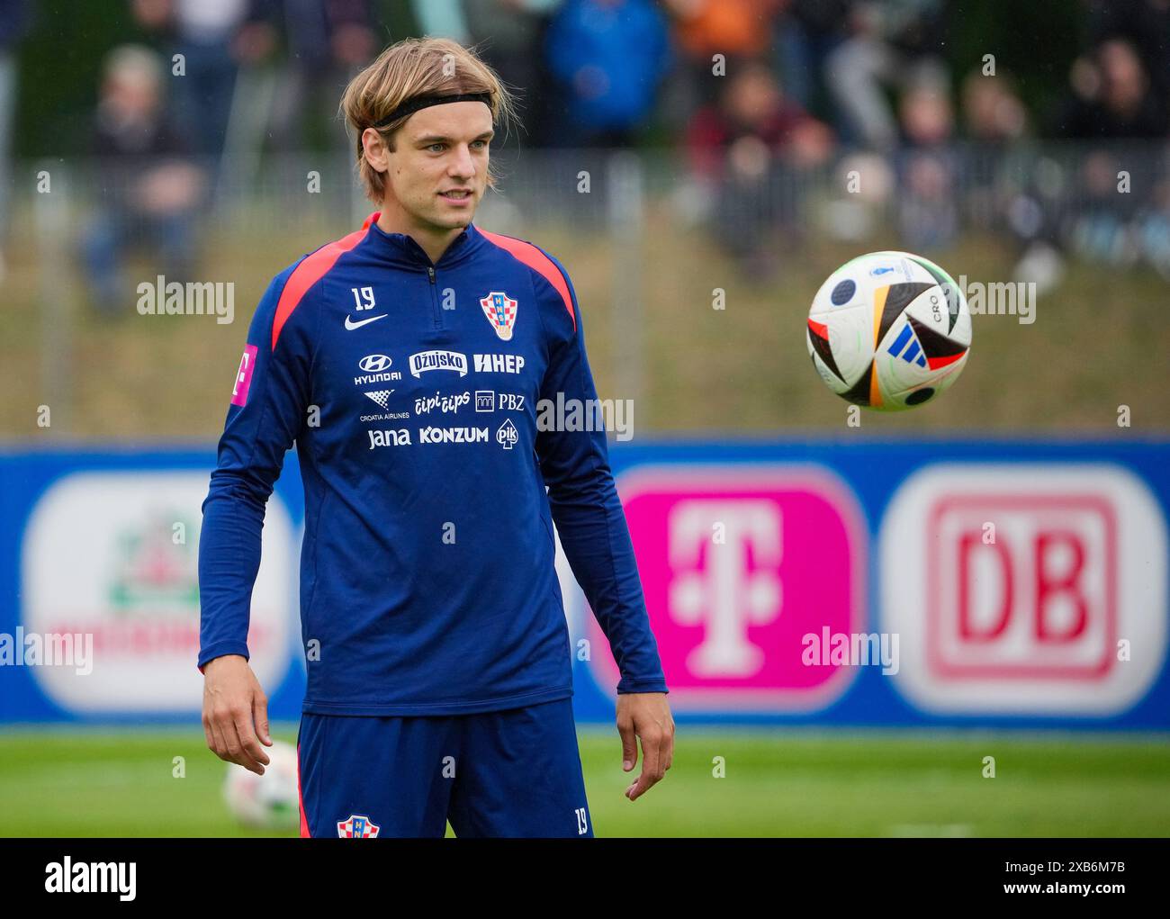 Neuruppin, Germany. 10th June, 2024. Croatia's Borna Sosa trains at the ...