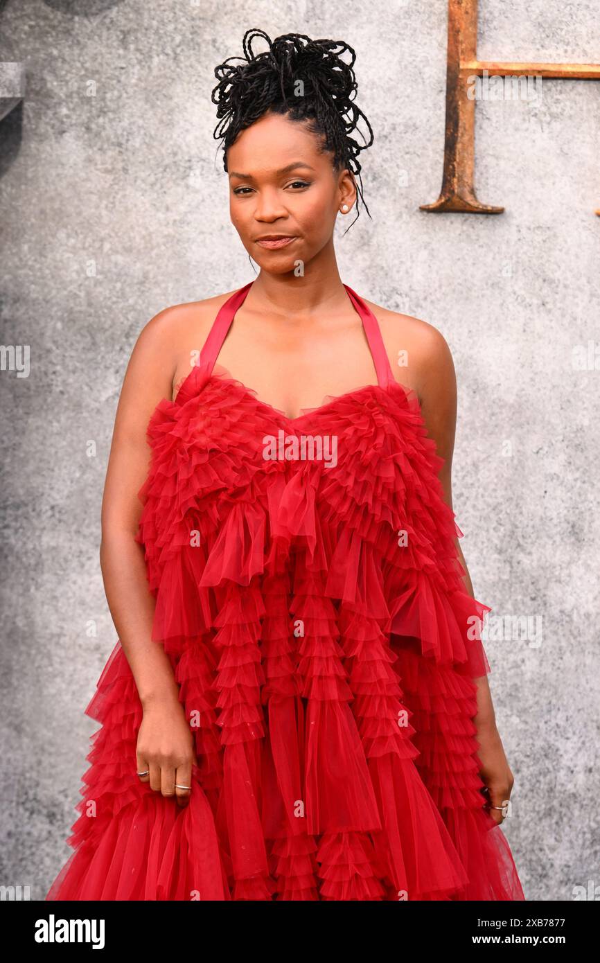 Bethany antonia house dragon hi-res stock photography and images - Alamy