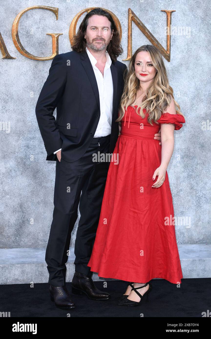 Kieran Bew und Faye Thomas bei der Premiere der 2. Staffel der Sky Now ...