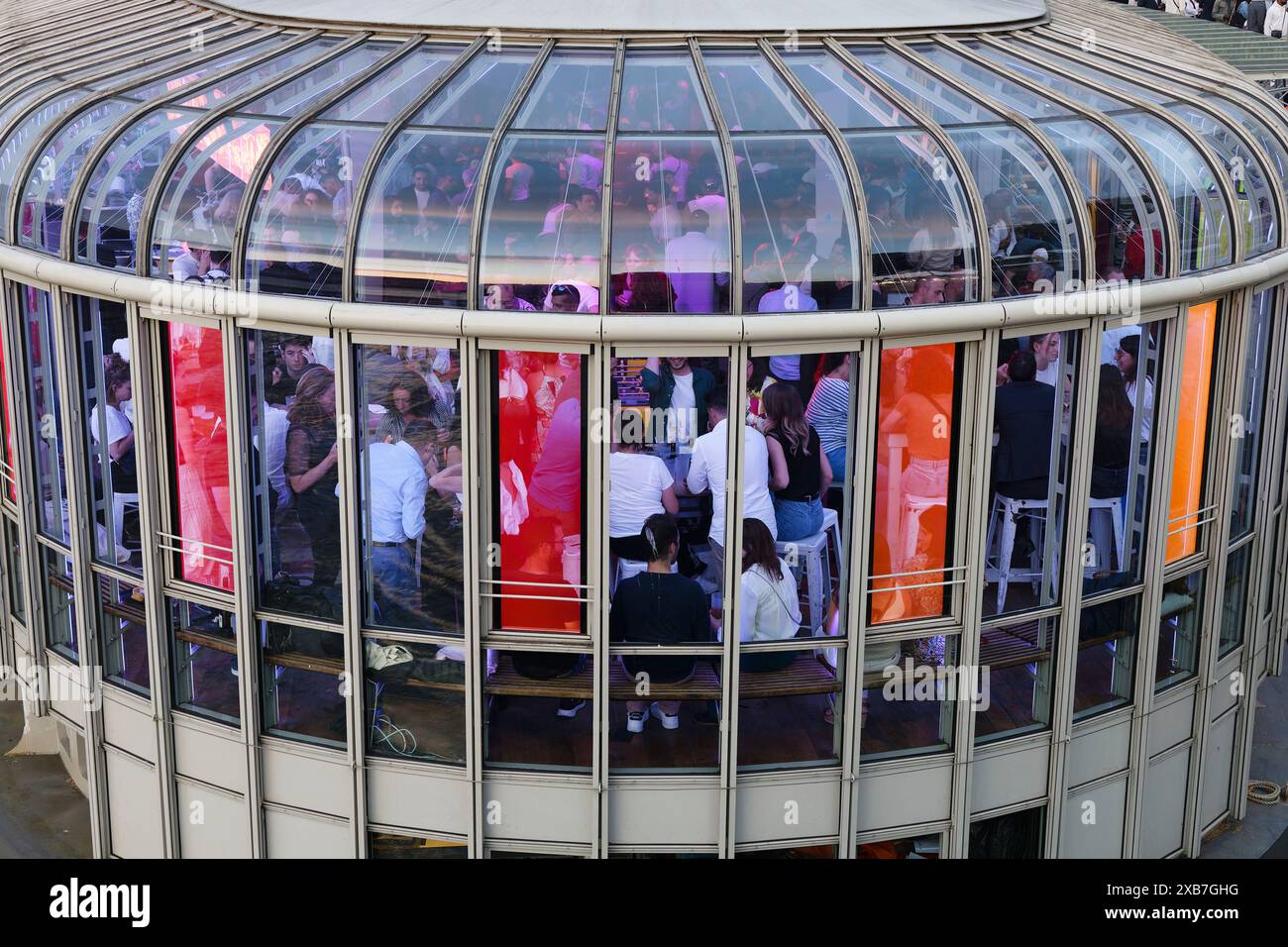 Paris, France. 6th June, 2024. Restaurant Le Flow in Paris, France ...