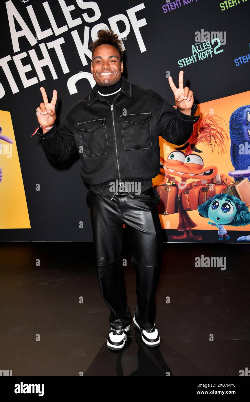 Rick Azas bei der Premiere des Kinofilms Alles steht Kopf 2 / Inside ...