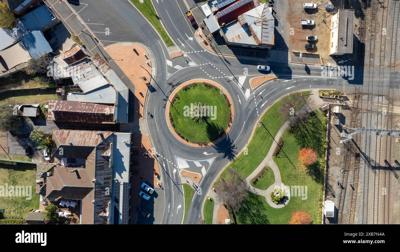 Junee NSW Australia Broadway Street Roundabout Top-Down Stock Photo - Alamy