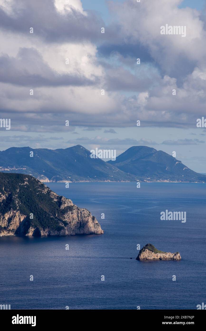 White islets hi-res stock photography and images - Alamy
