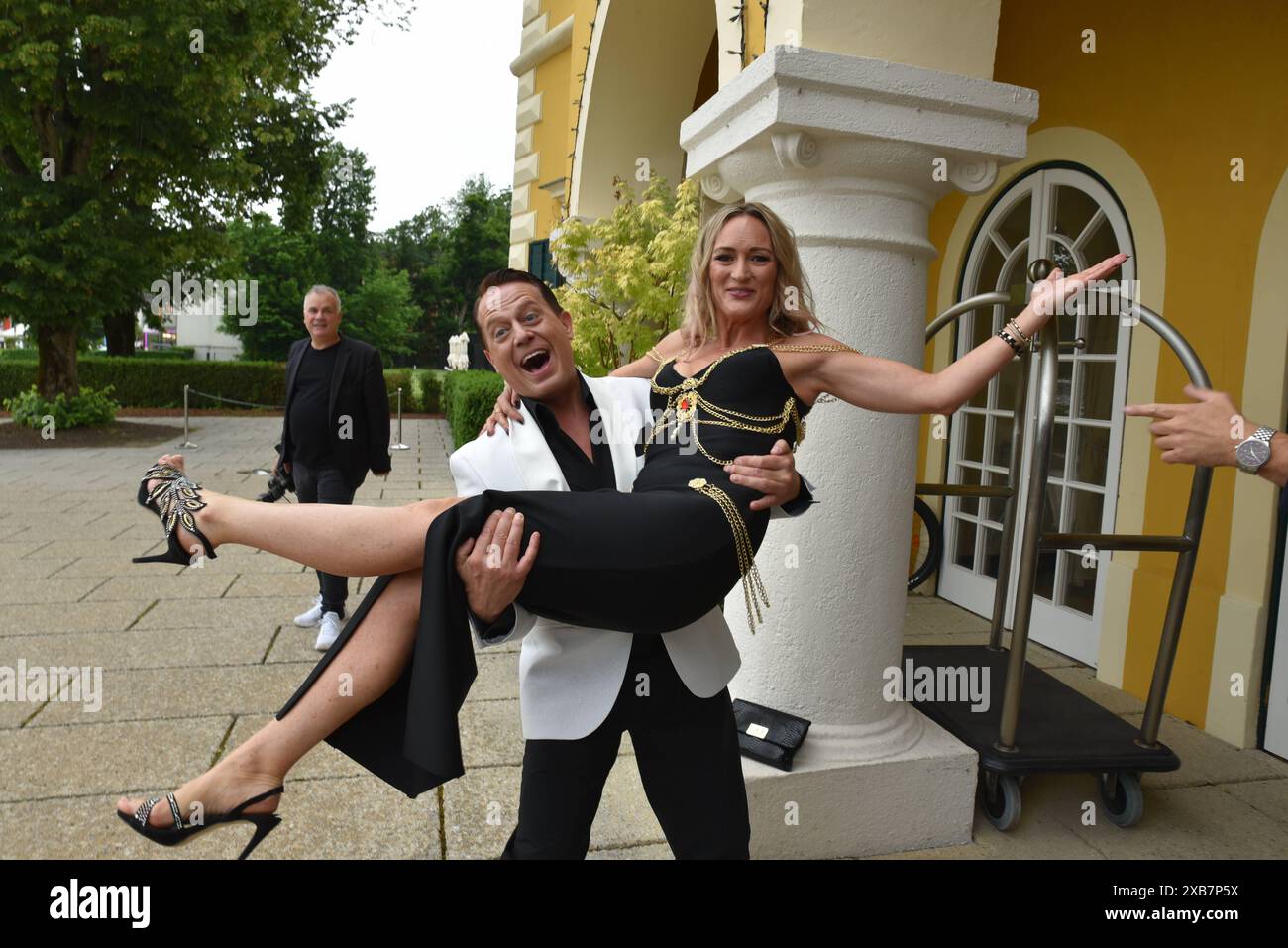 Gregor Ganz, Freundin Daniela Hentze., 60 Jahre Lisa Film, 2024, Velden ...