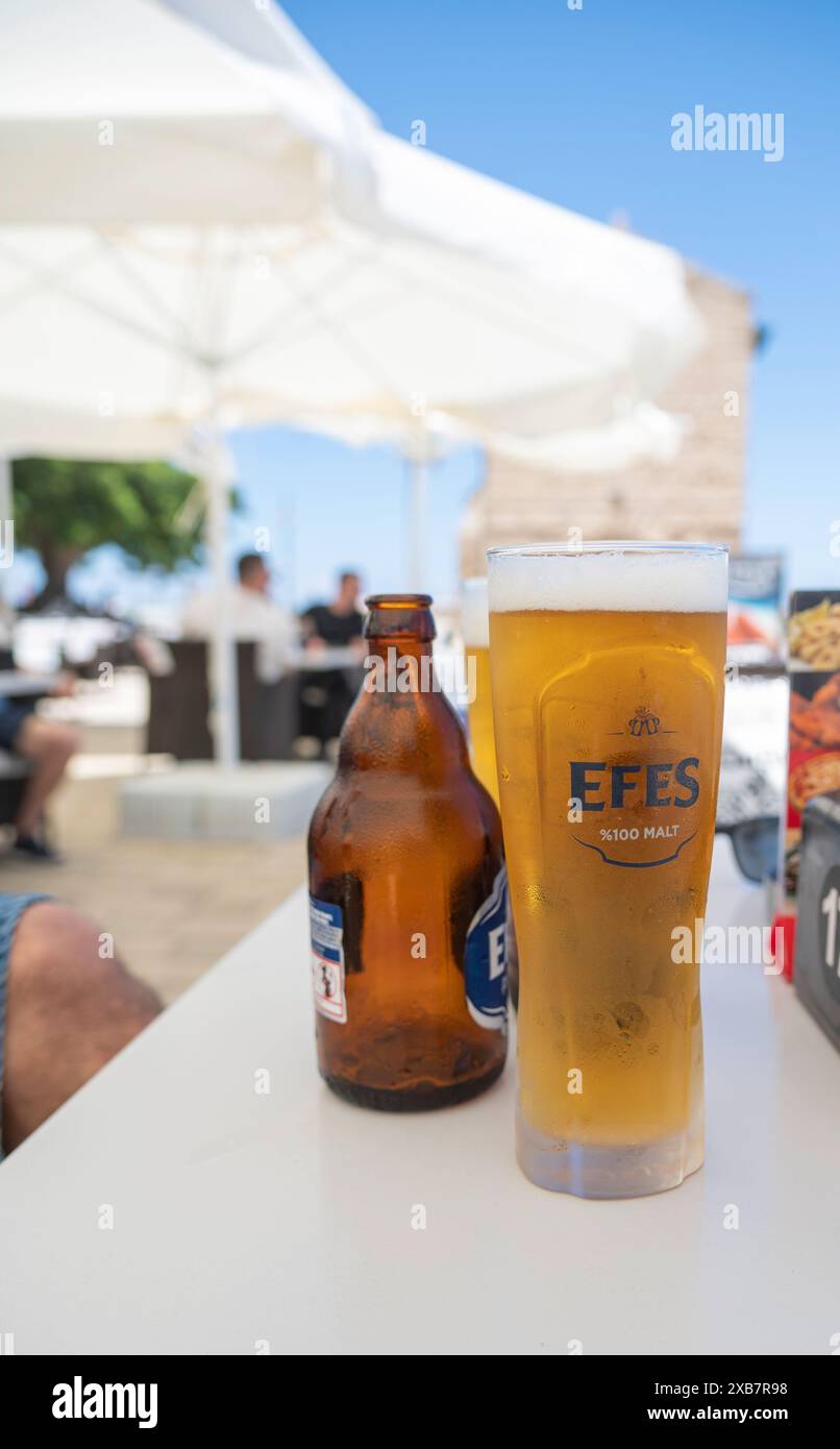 Efes bira hi-res stock photography and images - Alamy