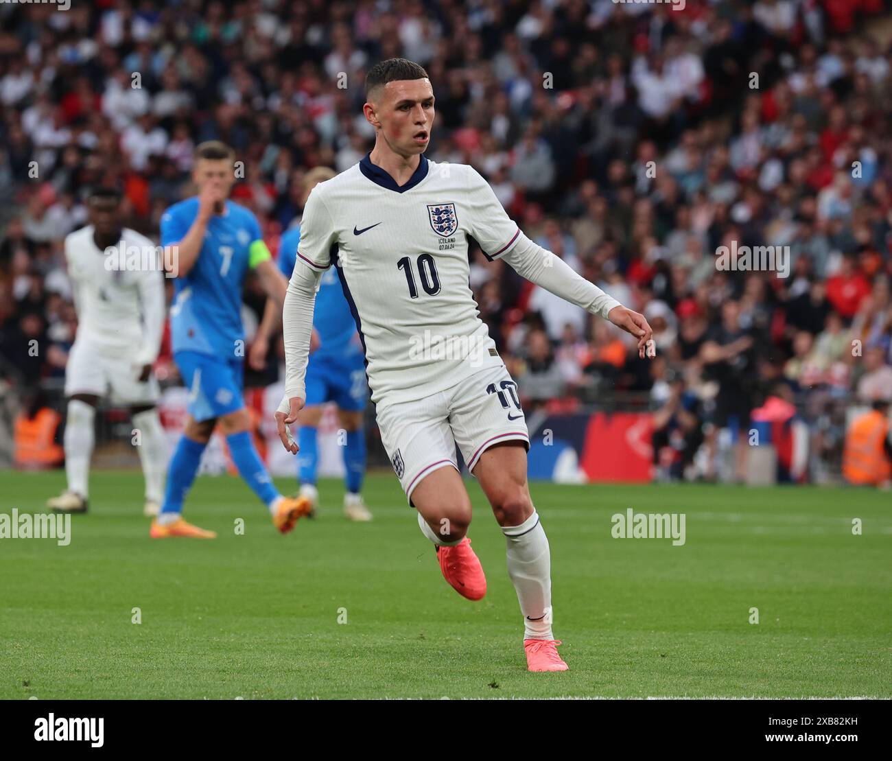 LONDON, ENGLAND - JUNE 07: Phil Foden (Man City)of England in action ...