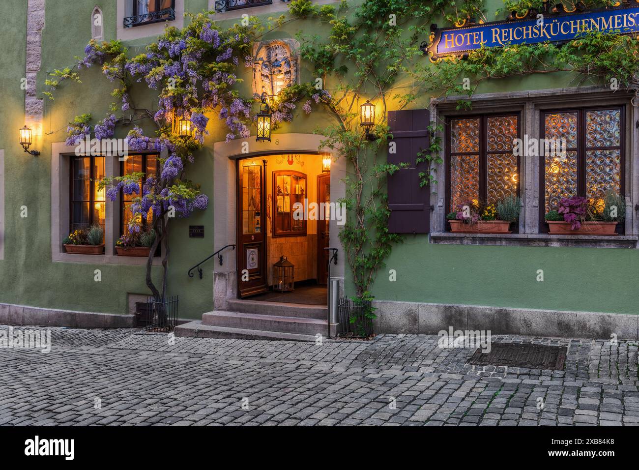 The magical old town in Rothenburg ob der Tauber and its beautiful ...