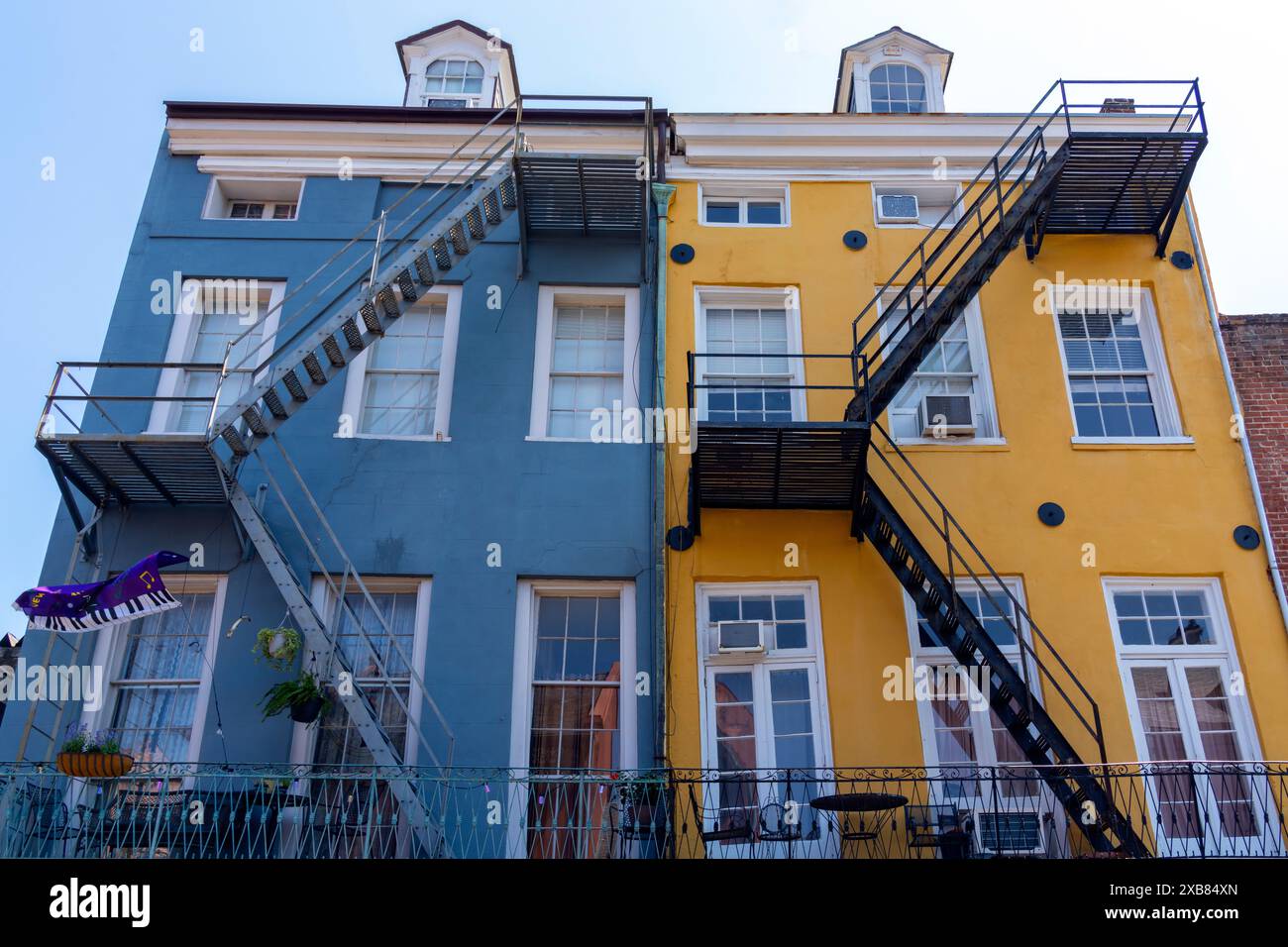 French Quarter, New Orleans, Louisiana State, USA. New Orleans townhouses (older buildings ...