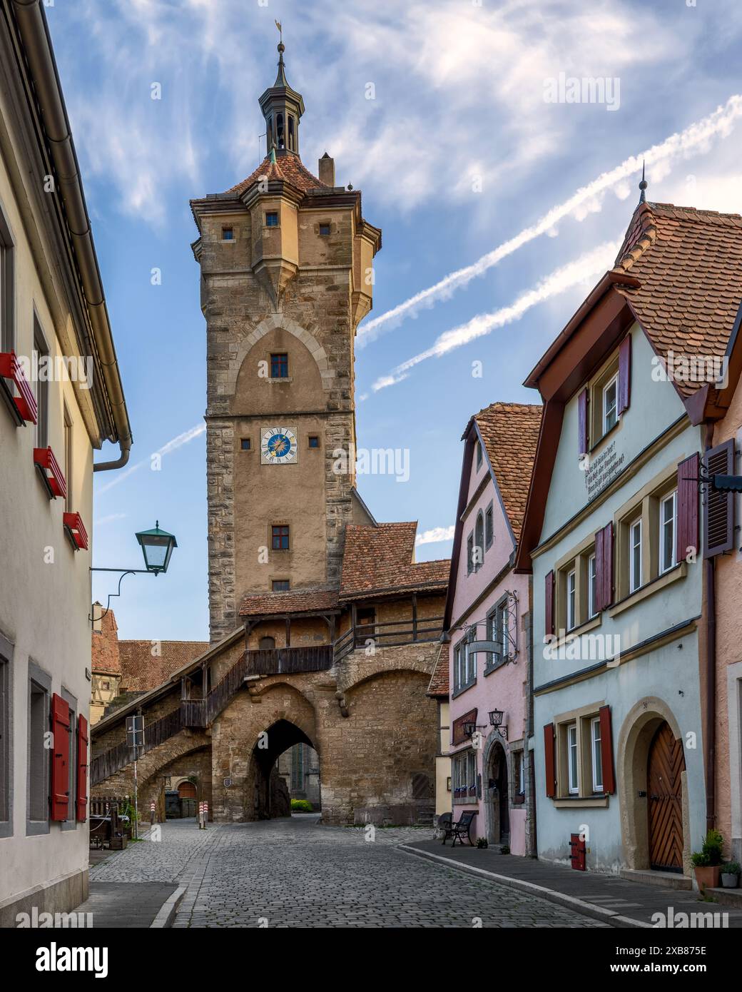The magical old town in Rothenburg ob der Tauber and its beautiful ...
