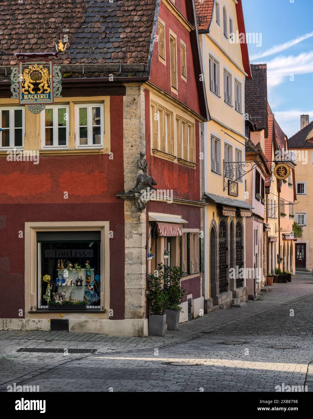 The magical old town in Rothenburg ob der Tauber and its beautiful ...