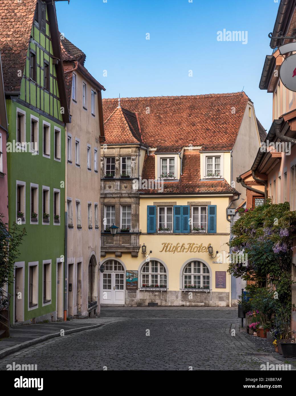 The magical old town in Rothenburg ob der Tauber and its beautiful ...