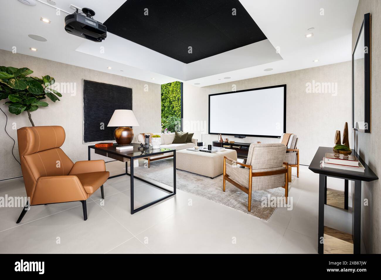 Big multimedia screen hi-res stock photography and images - Alamy