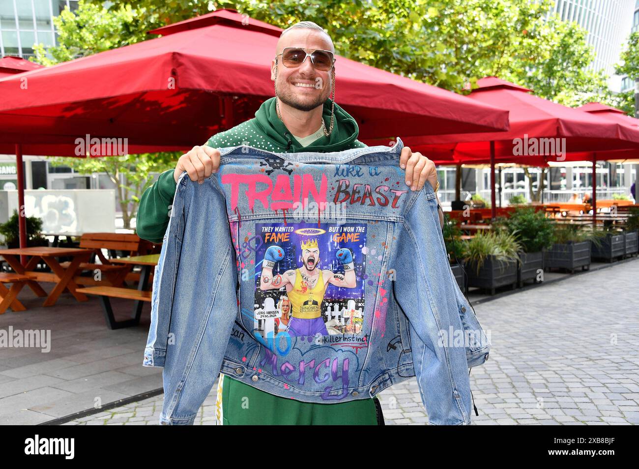 Eric Sindermann bei der Pressekonferenz zum Boxkampf Eric Sindermann vs ...